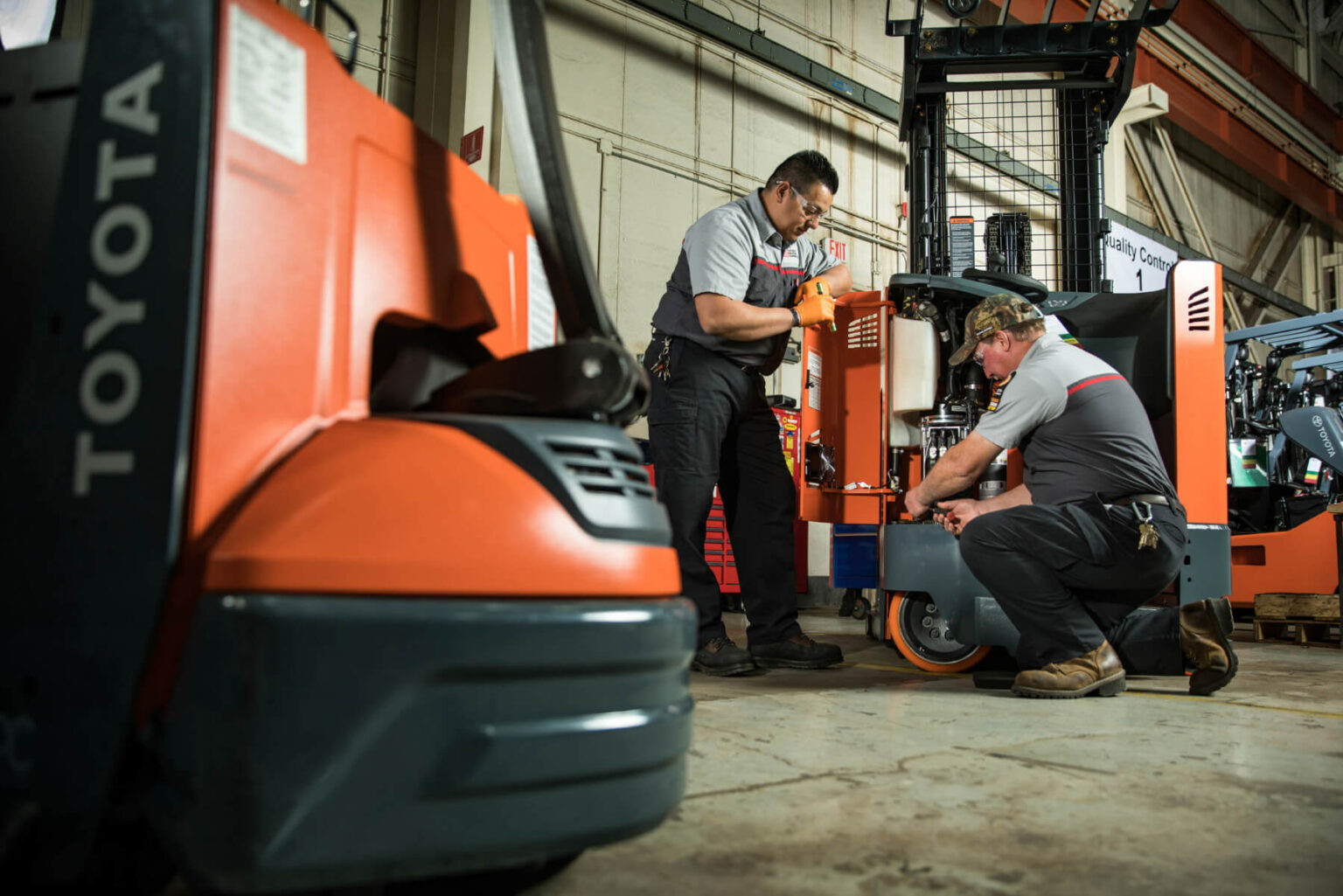 The Key Part of Choosing a Toyota Forklift Dealer: Service
